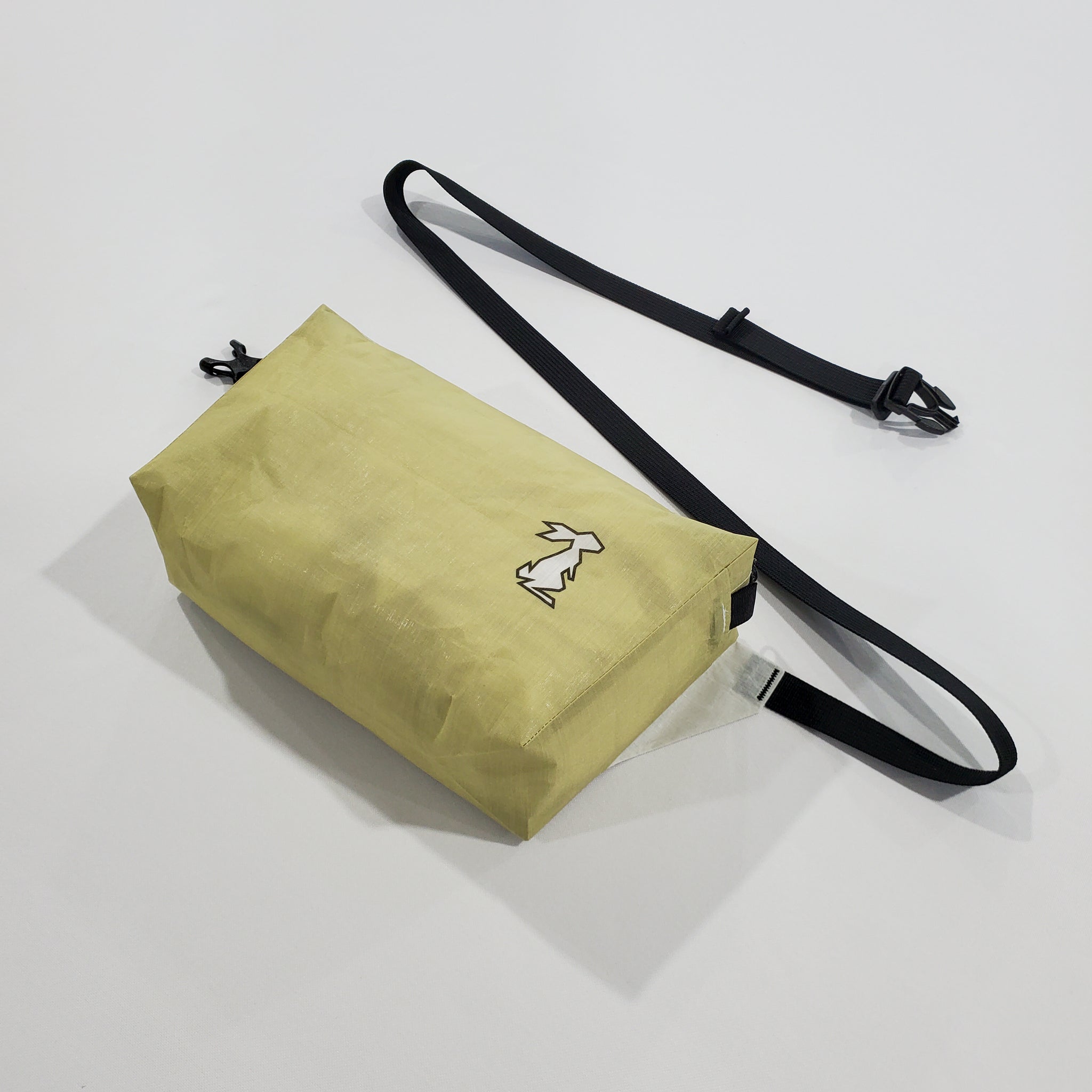 The Ultralight Fanny Pack v1.5 "Old Bone" – High Tail Designs