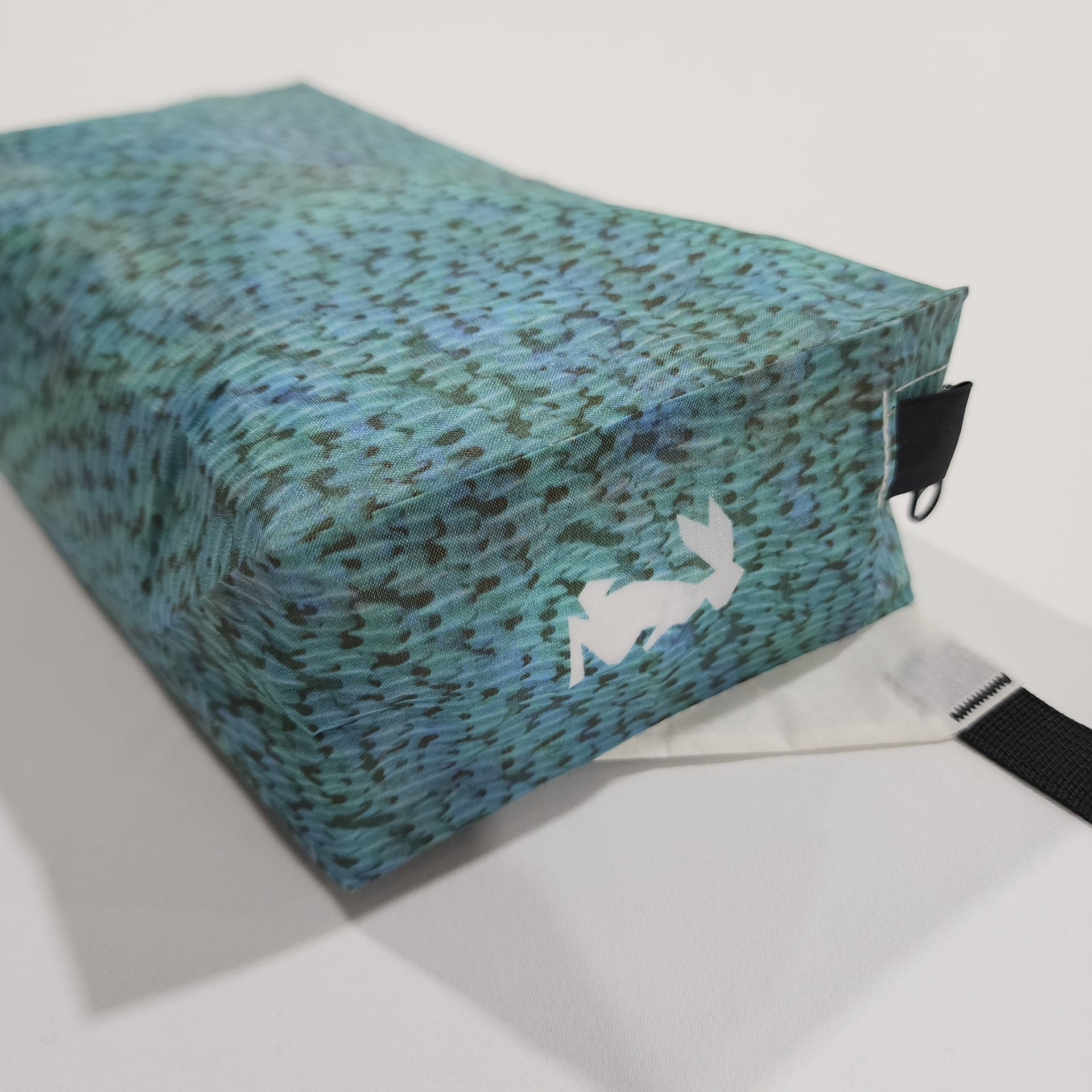 The Ultralight Fanny Pack v1.5 - "Sharkskin" – High Tail Designs