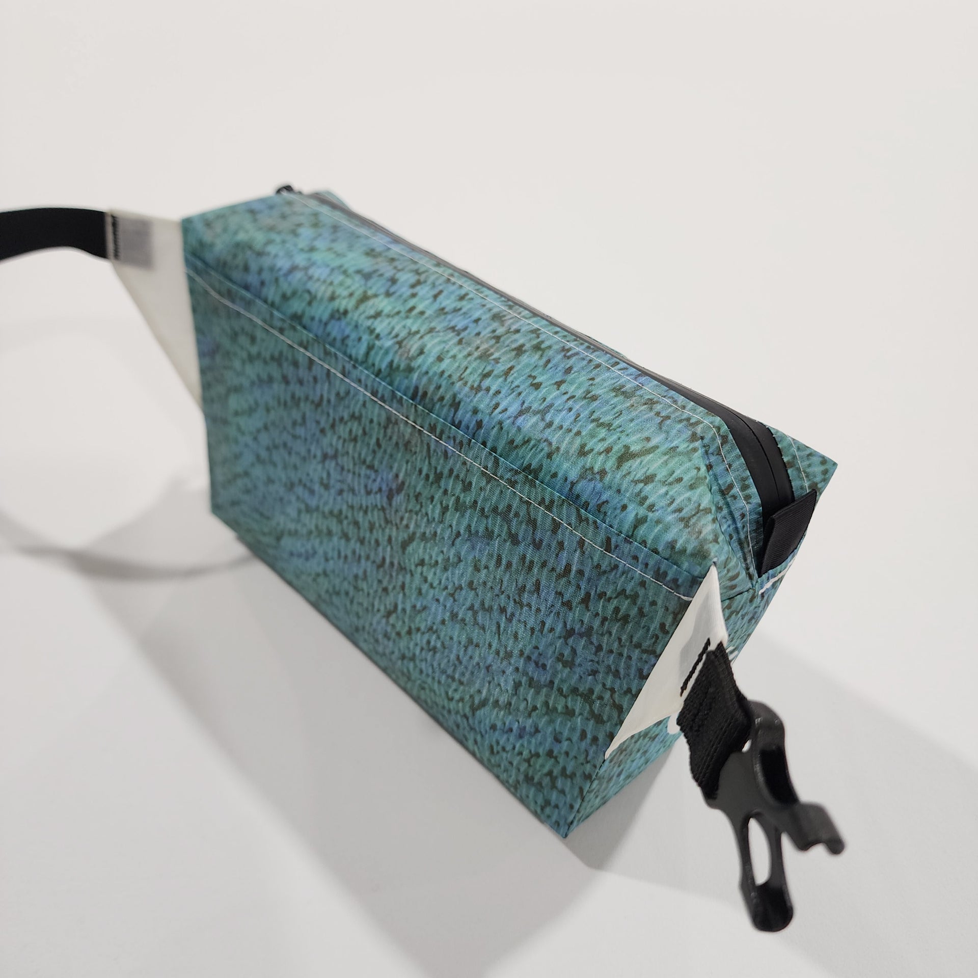 The Ultralight Fanny Pack v1.5 - "Sharkskin" – High Tail Designs